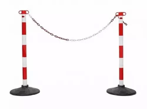 Plastic Post & Chain Barrier Chain 25m | Vehicle Workshop Safety ...